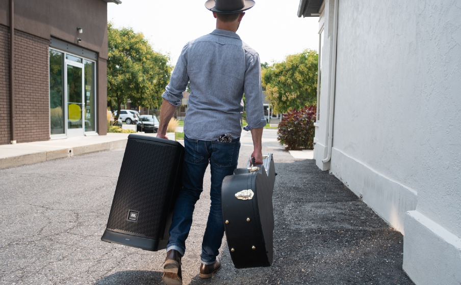 JBL EON ONE MK2 | All-In-One, Battery-Powered Column PA with JBL EON ONE MK2 | All-In-One, Battery-Powered Column PA with